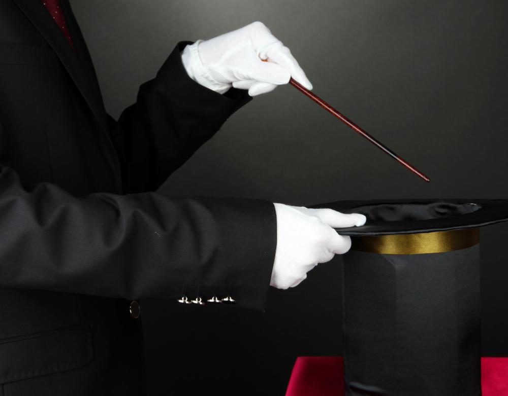What Does a Magician Do? (with pictures)