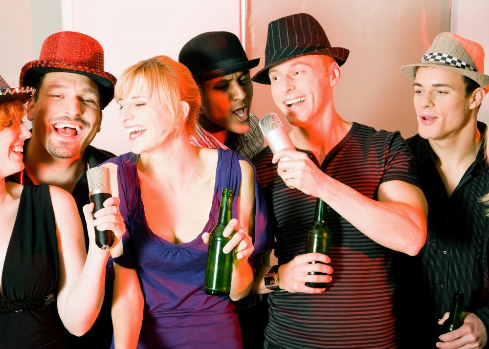 What is a Rave? (with pictures)