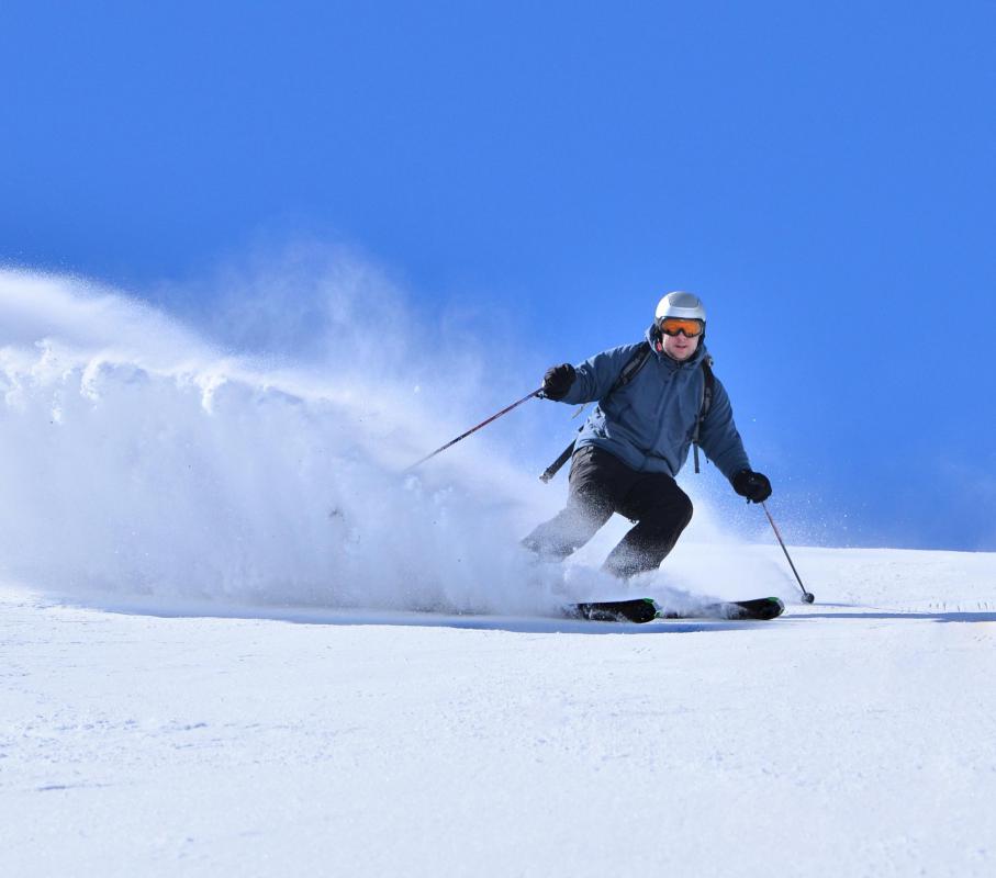 What Is a Resort? (with pictures)