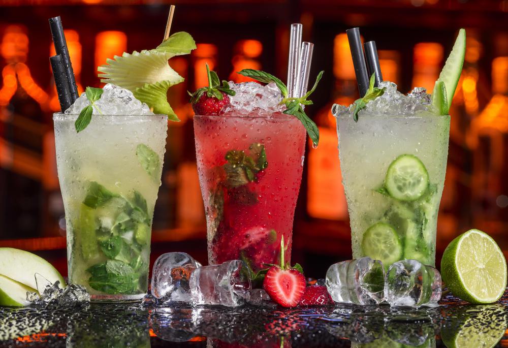 What is a Tiki Bar? (with pictures)